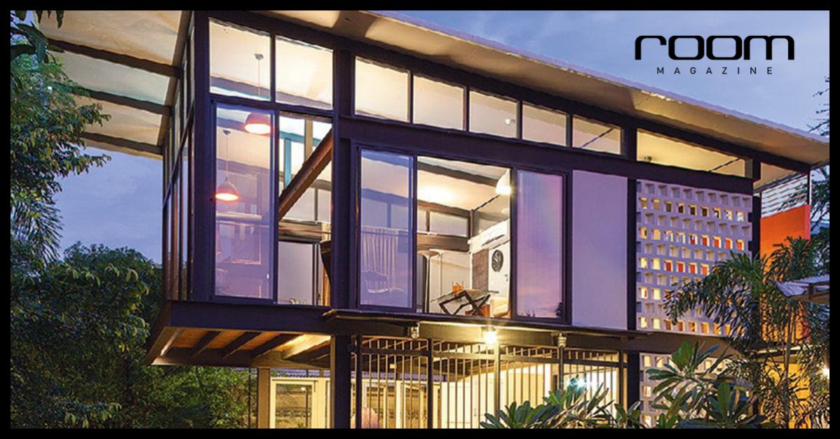 A Modern Steel Home Promotes Wellness through Nature / Living Asean