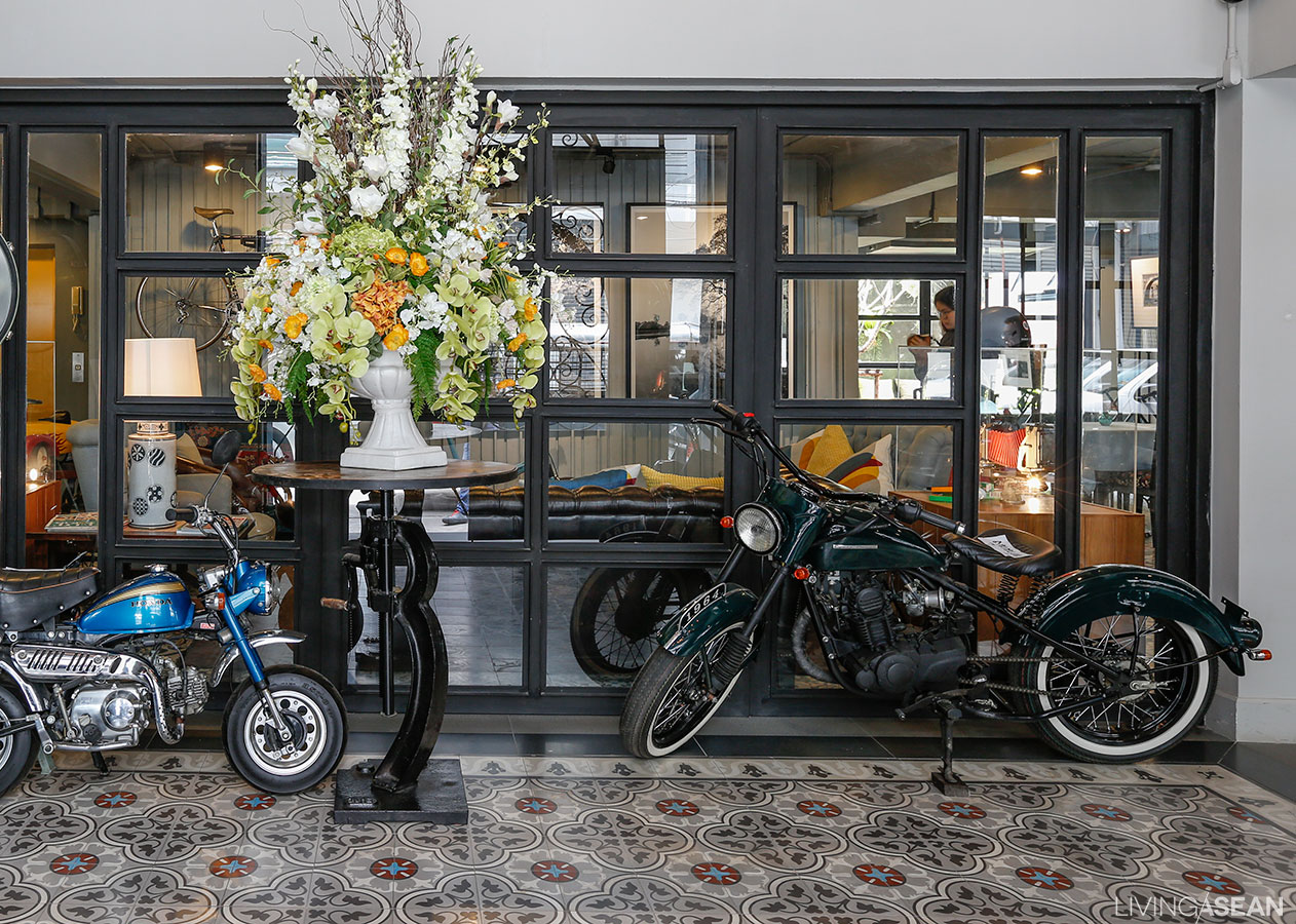 Nandha: A Cycling Hotel / Sleep, Eat, and Ride a Bicycle