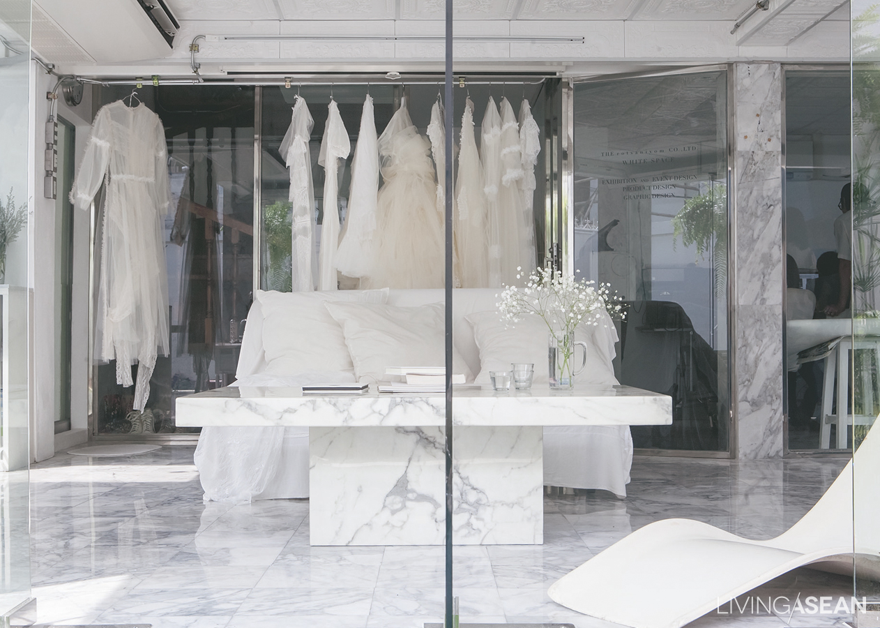 Fashion Designer Home Embraces the Elegance of a Bygone Era