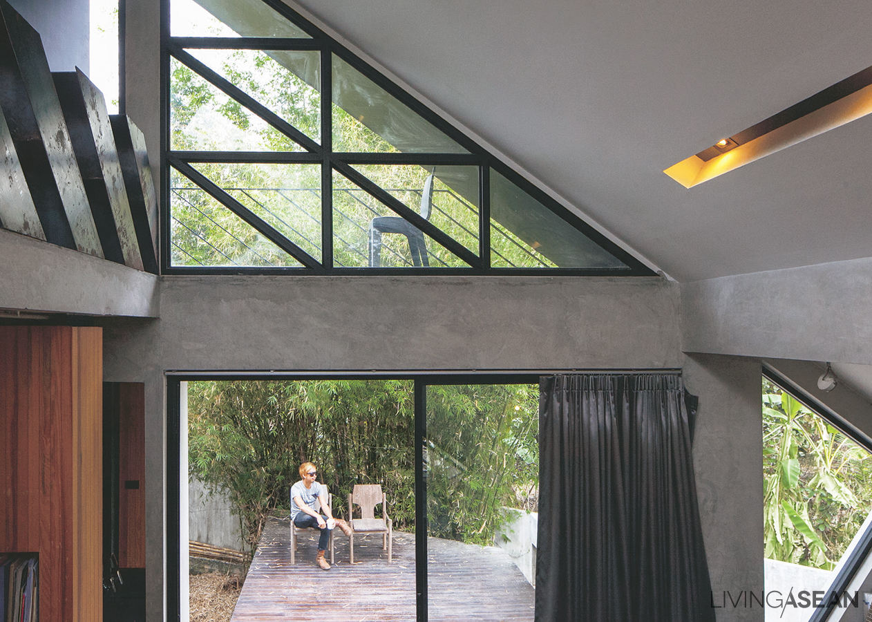 Leaning House: An out-of-the-Box Design /// Living ASEAN