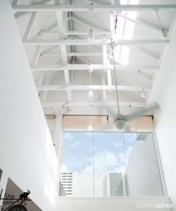 Incredible Small Townhouse Renovation in Selangor / Living Asean