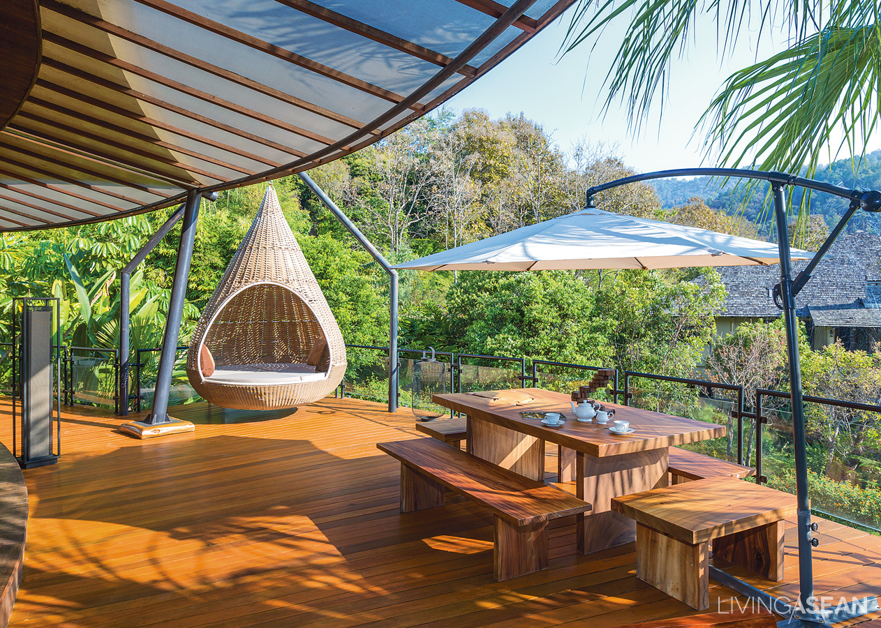 A Chiang Mai Tent House Epitomizes Grace and Elegance / Living Asean