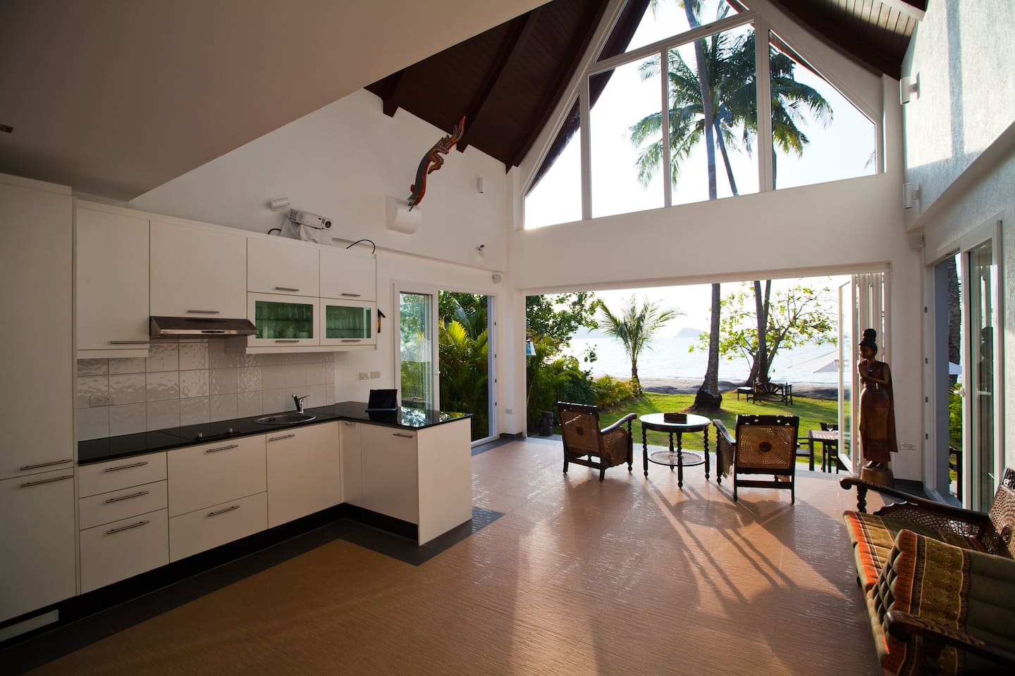 Beach House Archives - LIVING ASEAN - Inspiring Tropical Lifestyle