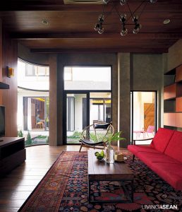 Modern Thai House // Utilizing the good qualities of the traditional ...