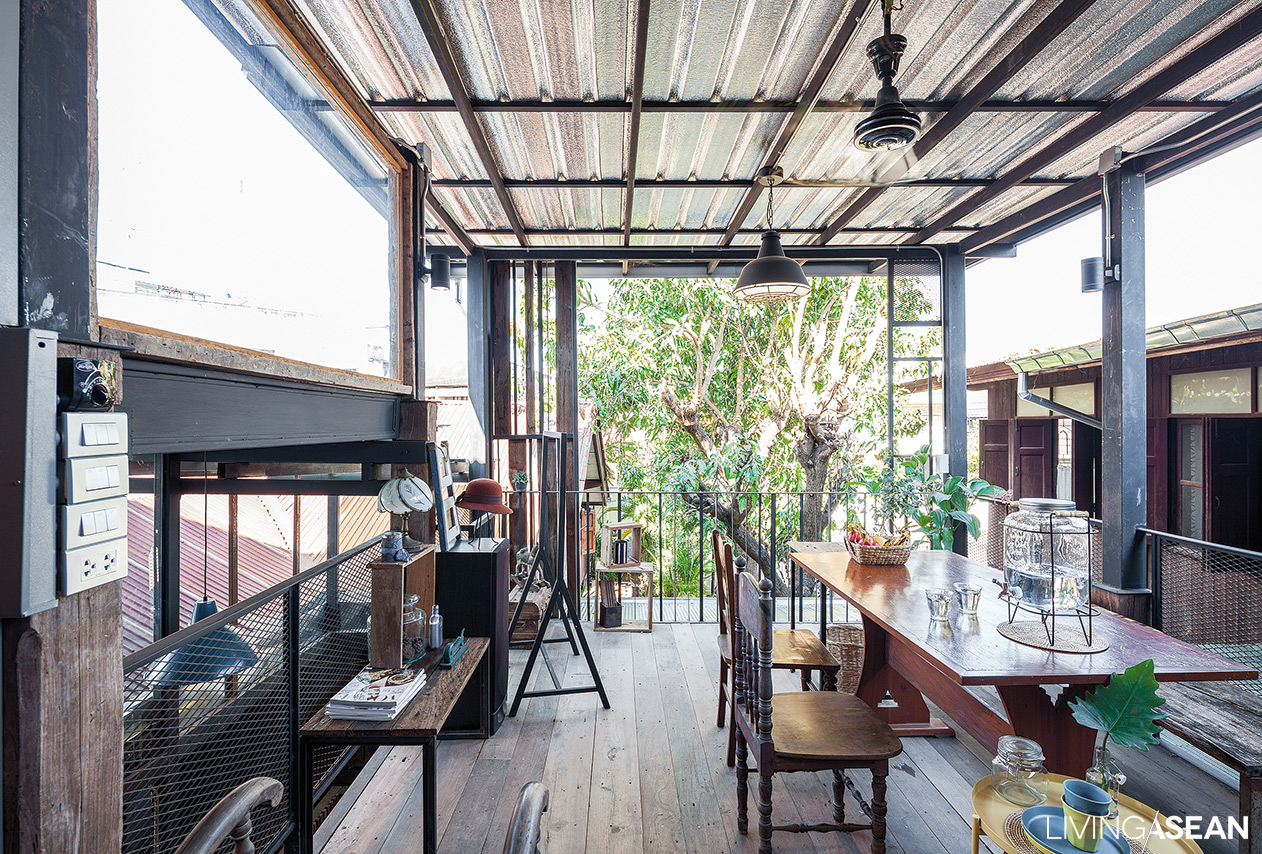 Loft-style home built out of much older Thai houses. /// Living Asean