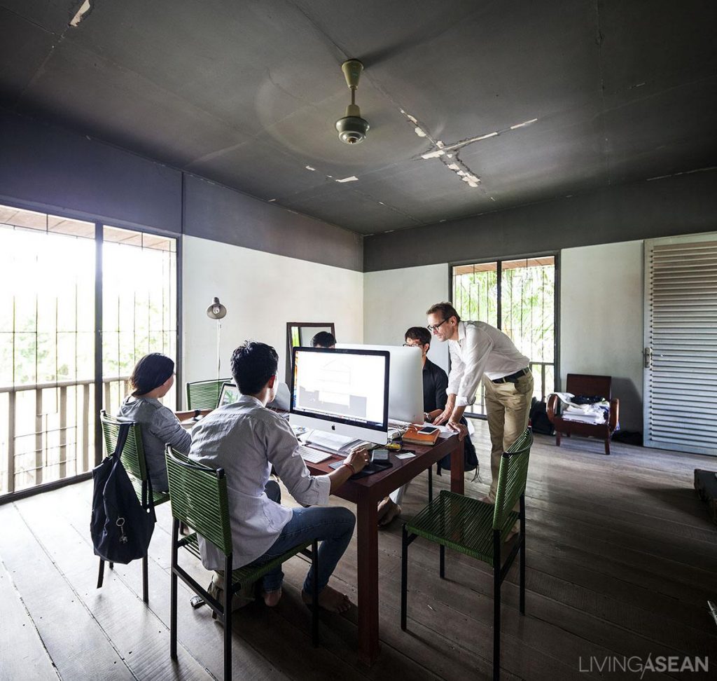 50 Years of Proof of the 100 Houses Project // When Traditional Khmer ...