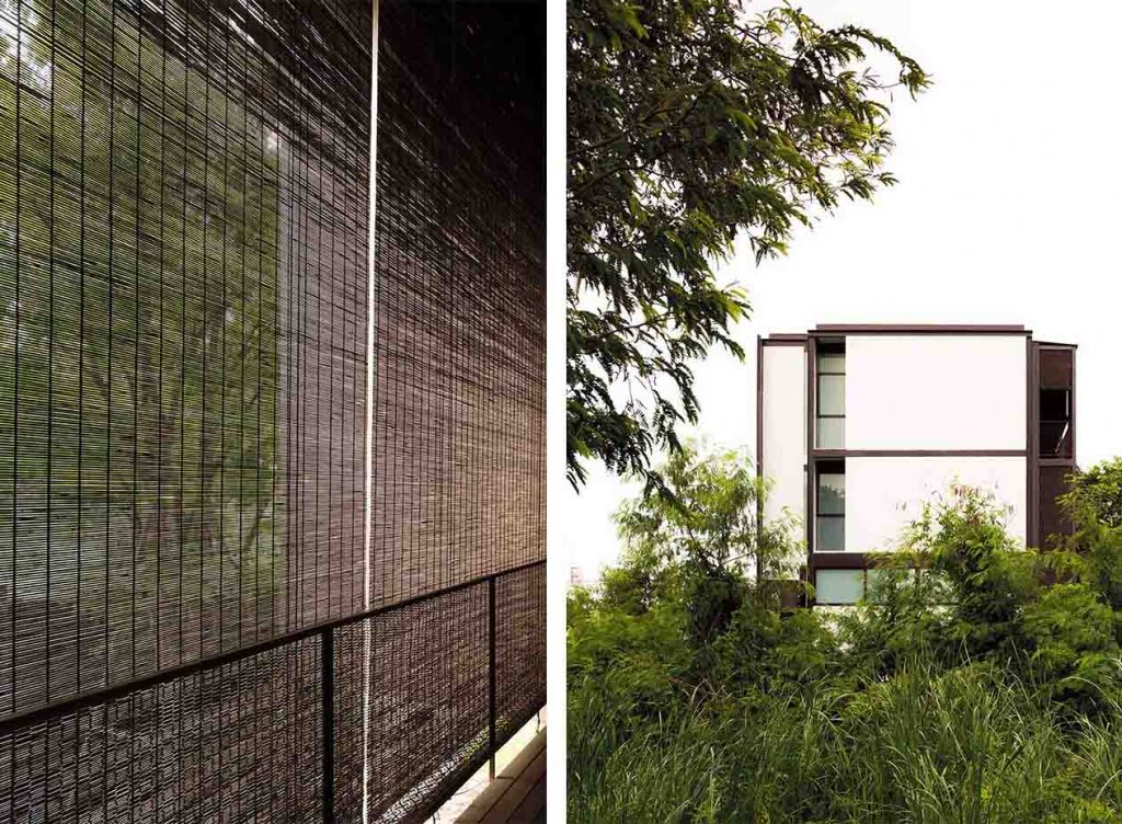 Box-Shaped Steel House Surrounded by Nature / Living Asean