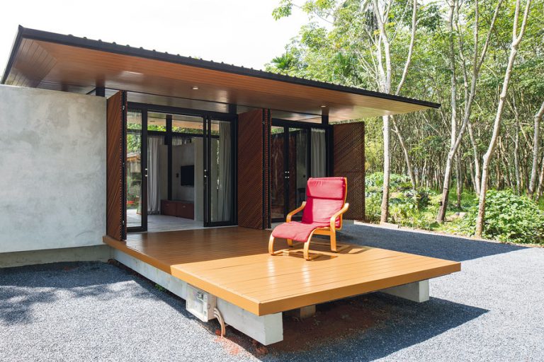 Compact House in a Rubber Forest in Phatthalung / Living Asean