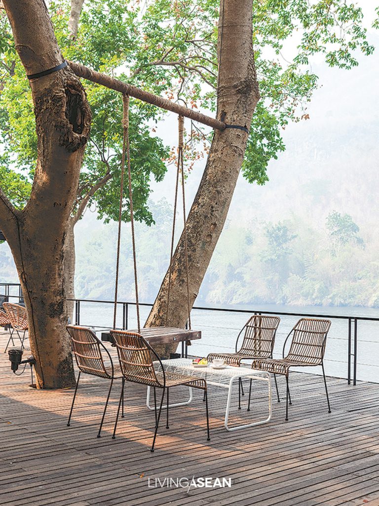 Mountains, River, Shady Trees and a Riverside Home / Living Asean