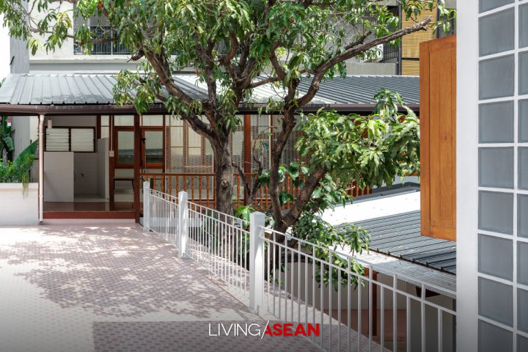 A Renovation Project Adds Sunny Personality to “Nobita House” / Living ...