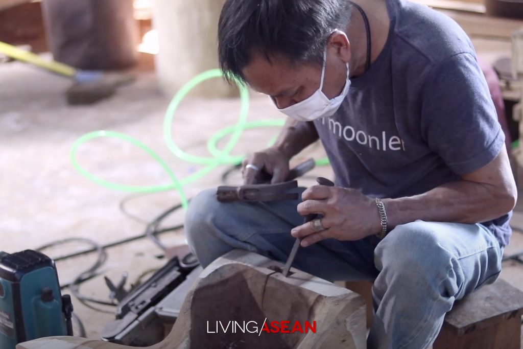 Moonler Wood Furniture Adds Life to Chiang Mai Craft Landscape