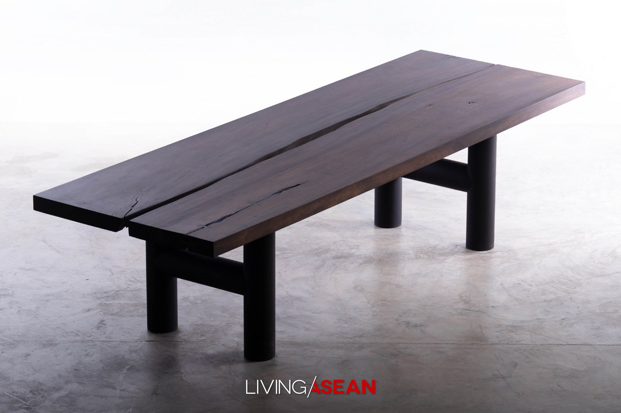 Moonler Wood Furniture Adds Life to Chiang Mai Craft Landscape