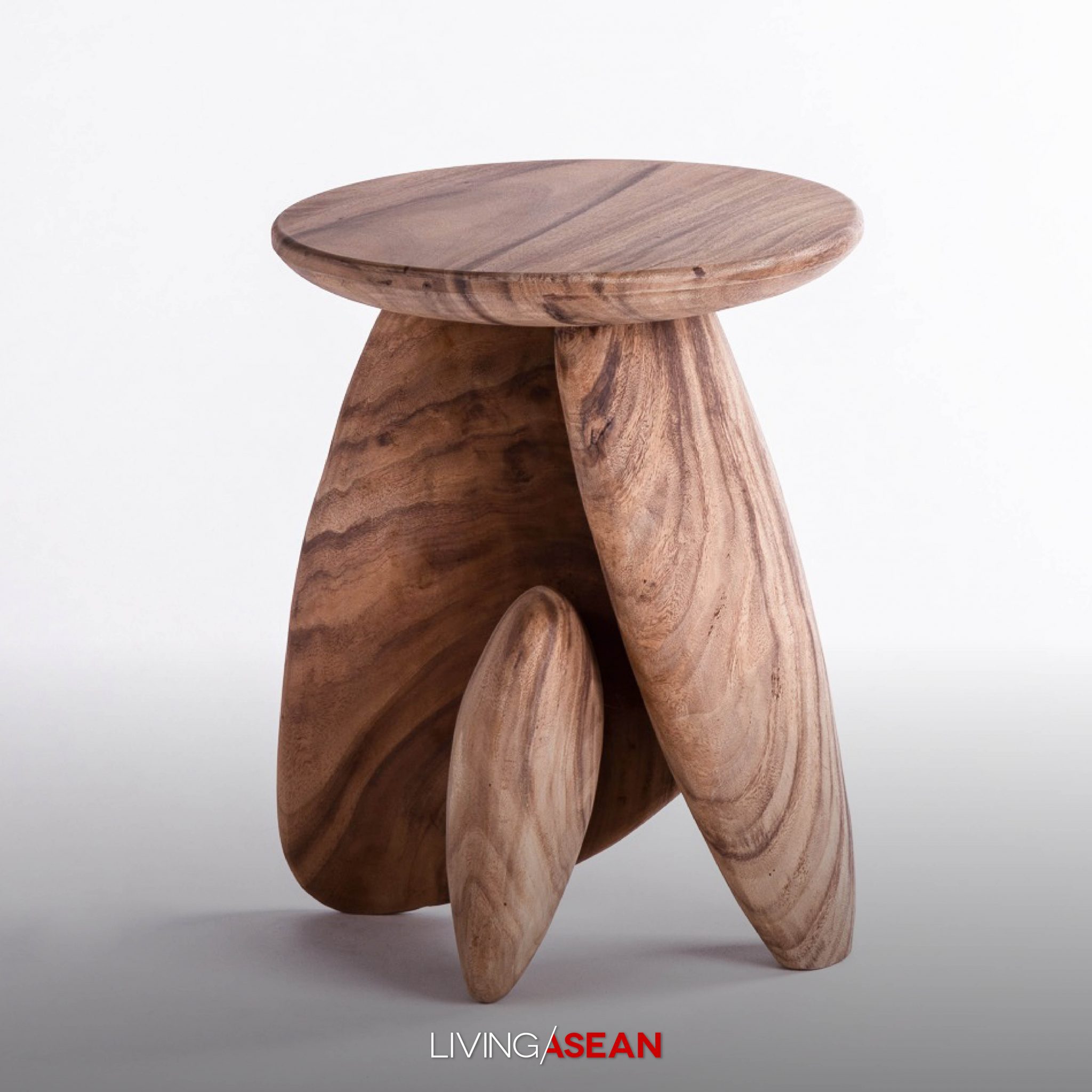 Moonler Wood Furniture Adds Life to Chiang Mai Craft Landscape