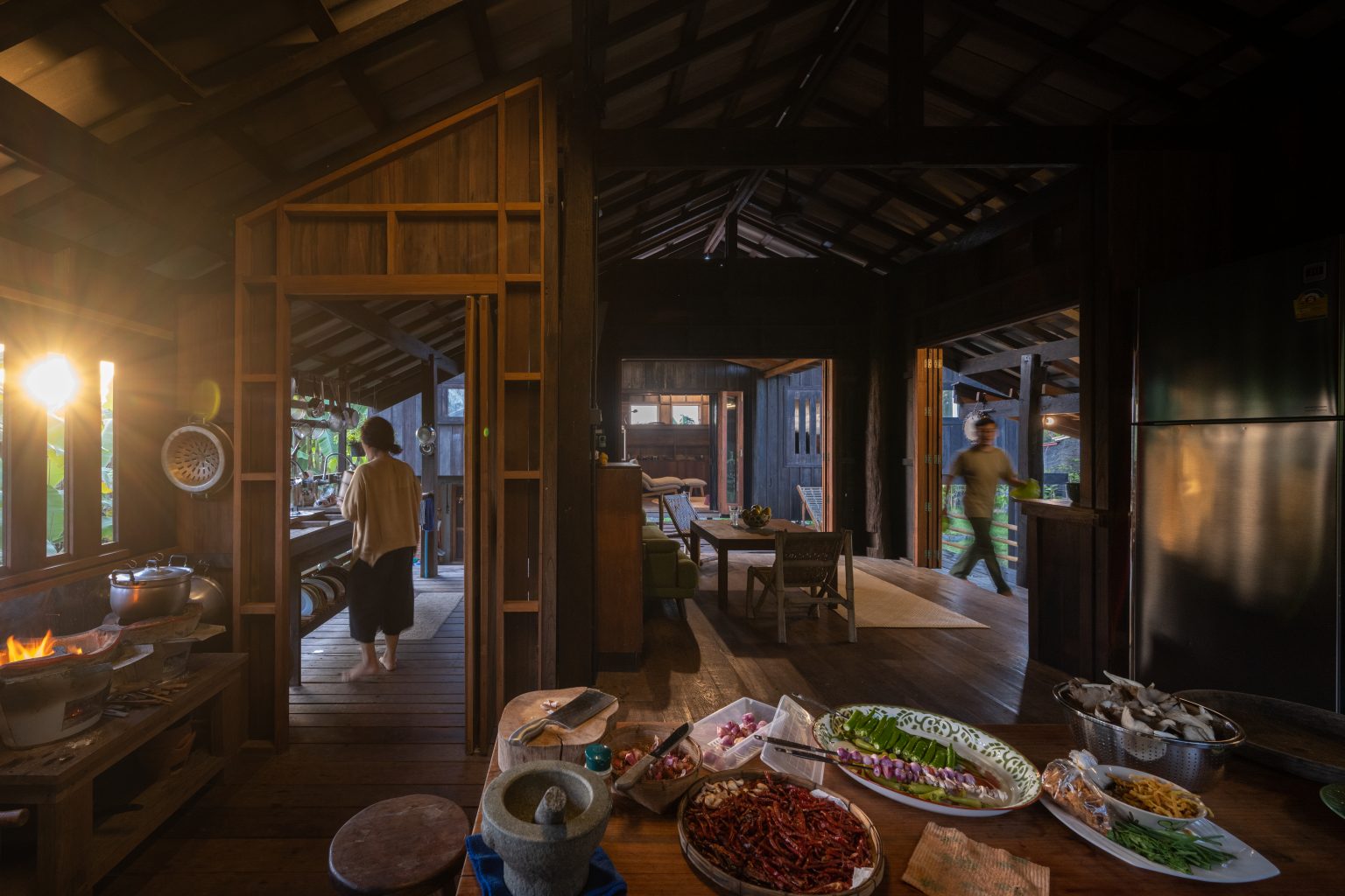 Redefining Vernacular Architecture in a Tropical Paradise / Living Asean