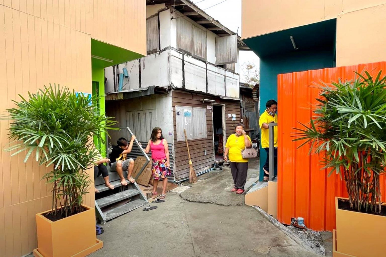 Low-Cost Micro Dwellings for Klong Toey Community / Living Asean