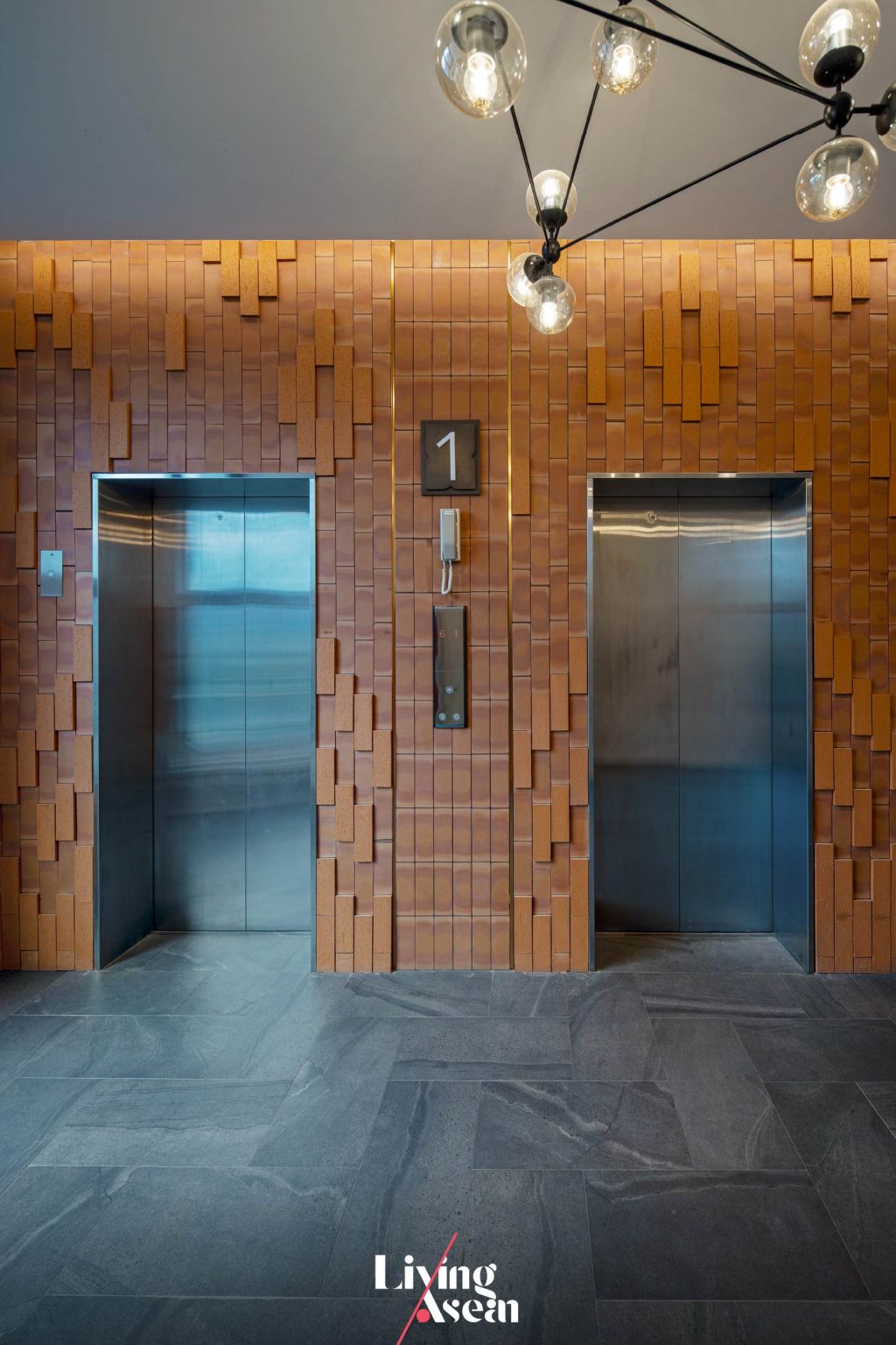 The Pusayapuri Hotel: Redefining U-Thong Architecture / Living Asean