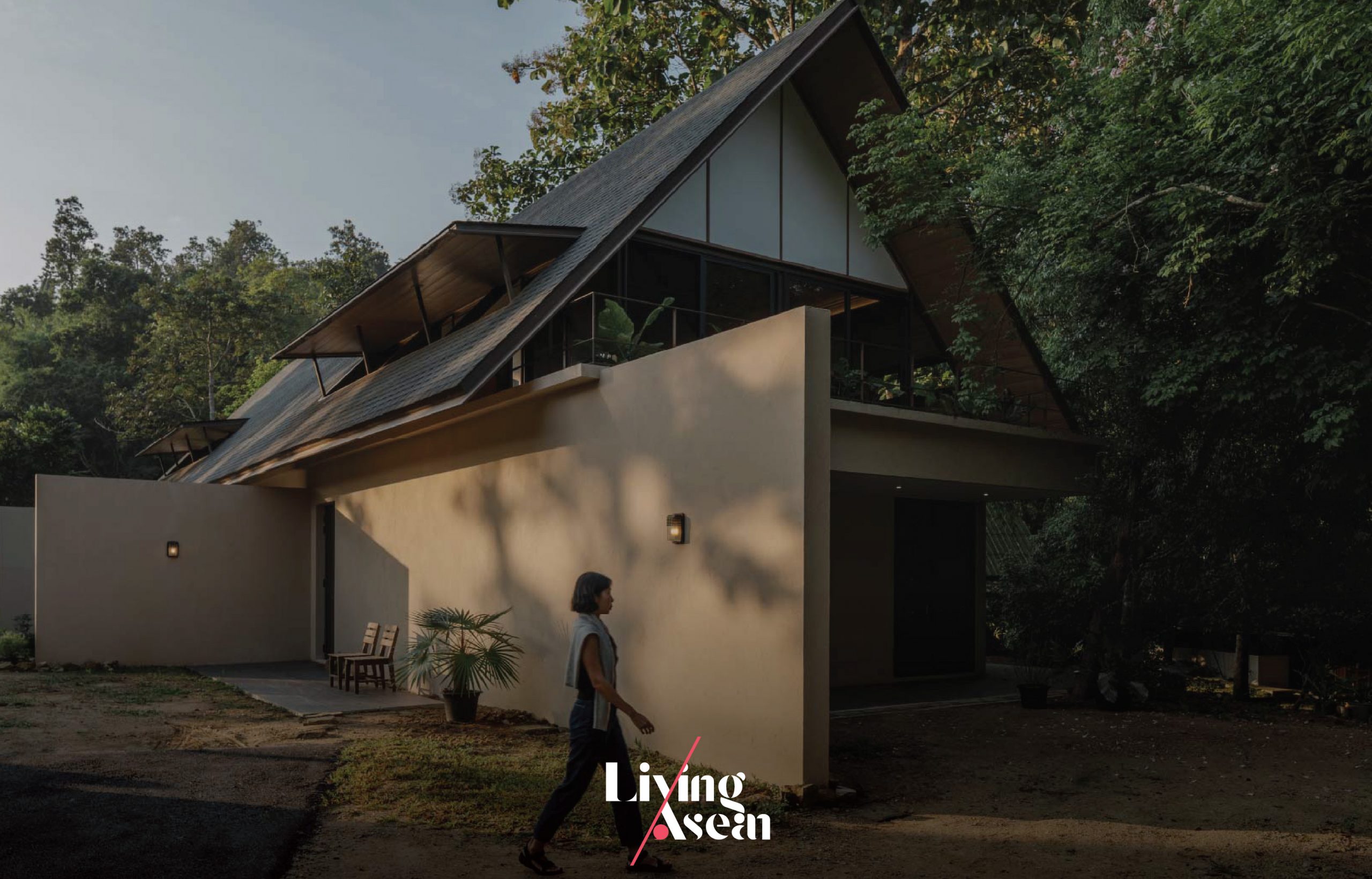 Mae Rim House: A House on the Hill with Fresh Air / Living Asean