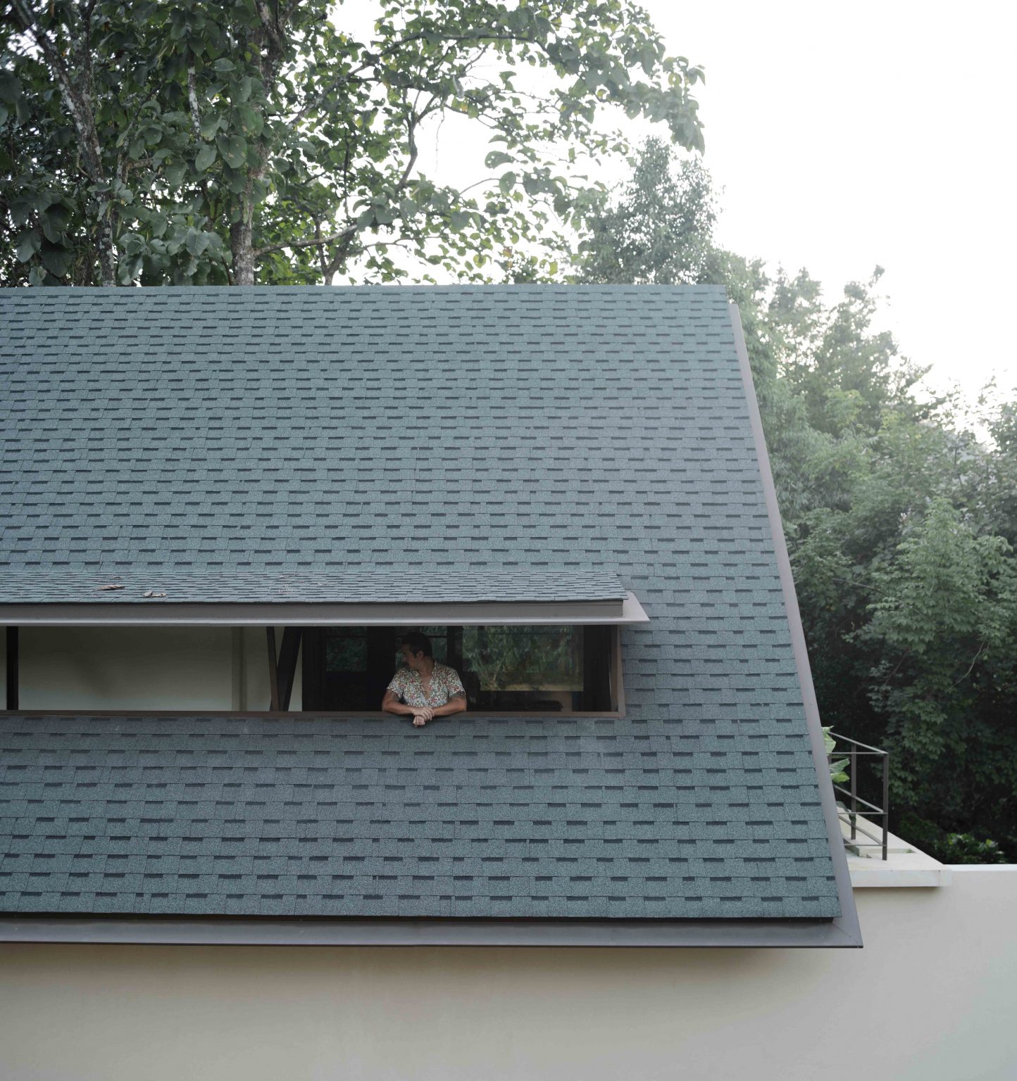 Mae Rim House: A House on the Hill with Fresh Air / Living Asean