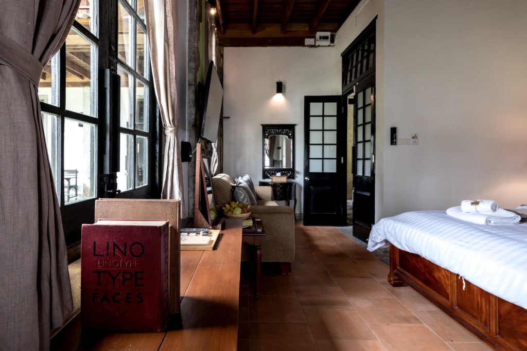 Uthai Heritage Hotel: From Old Schoolhouse to Boutique Hotel / Living Asean