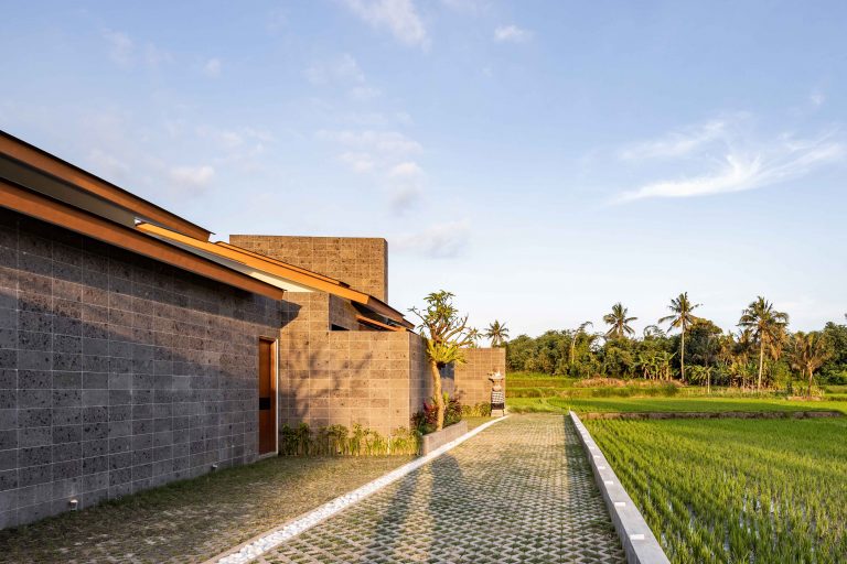 Modern Tropical House Archives - LIVING ASEAN - Inspiring Tropical ...