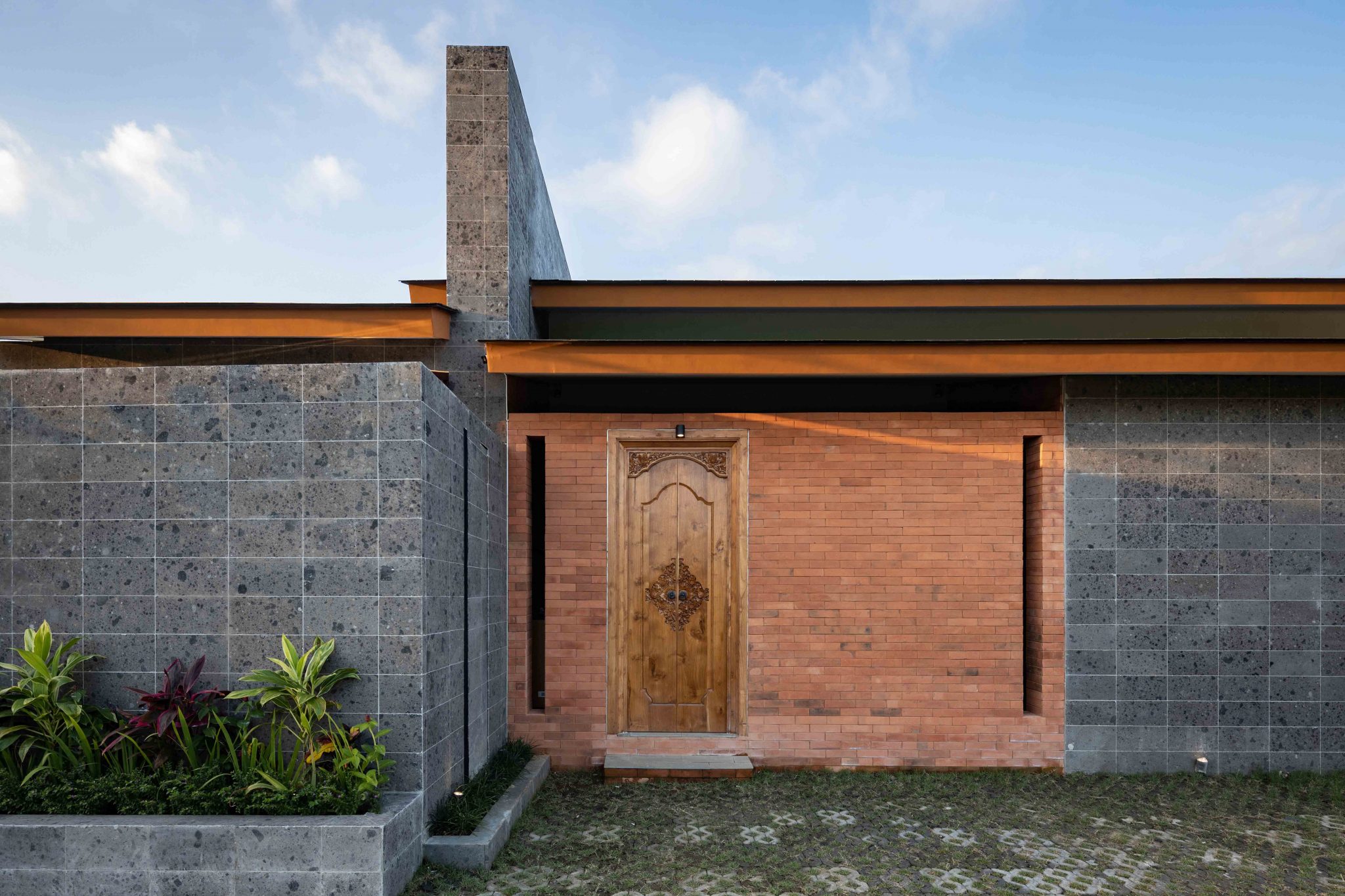 Modern Tropical House Archives - LIVING ASEAN - Inspiring Tropical ...