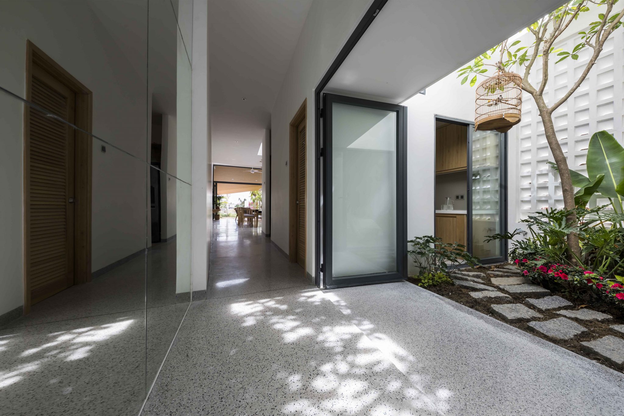internal courtyard Archives - LIVING ASEAN - Inspiring Tropical ...