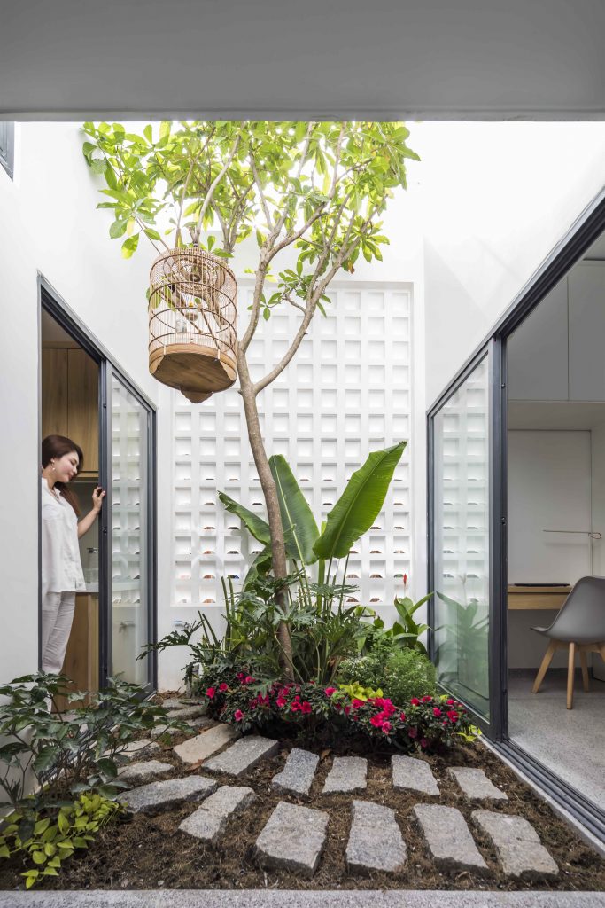 internal courtyard Archives - LIVING ASEAN - Inspiring Tropical ...