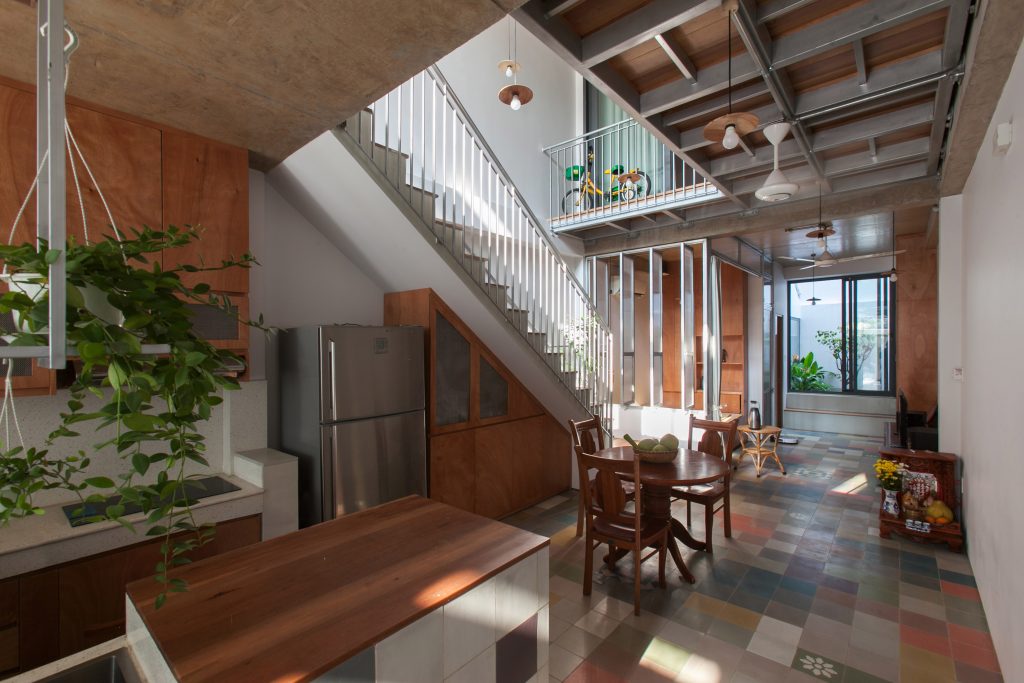Tan Phu House: From a Narrow Shophouse to a Multi-Floor Green Home ...