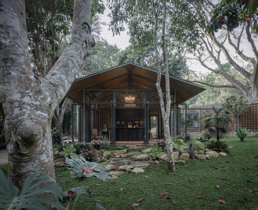 DESIGN / Living ASEAN - Inspiring Tropical Lifestyle