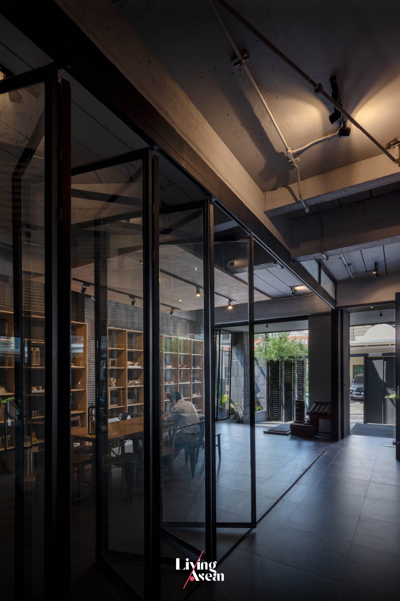 Studio Miti Office: A Townhouse Renovated Showcasing Material Savvy / Living ASEAN