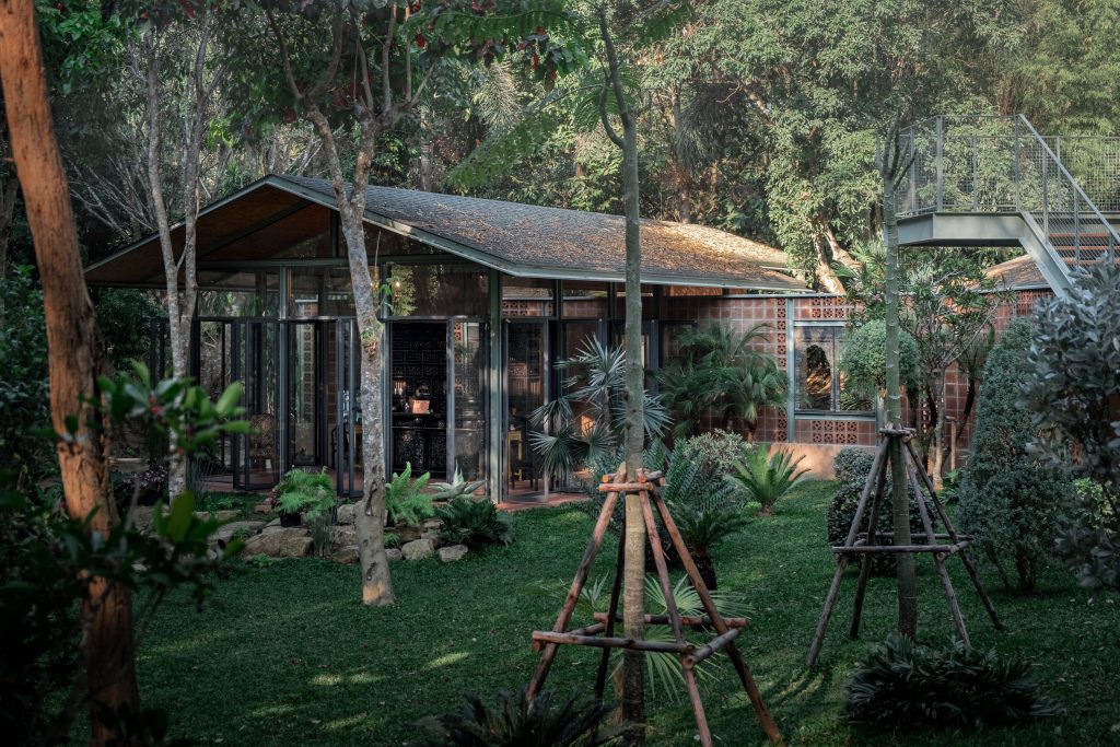 DESIGN / Living ASEAN - Inspiring Tropical Lifestyle