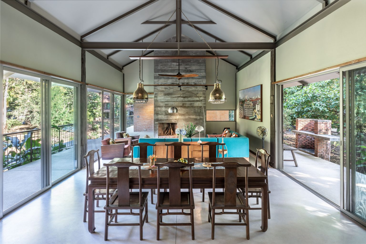 Maerim House: A U-Shaped Steel Frame Home Fosters Harmony with Nature ...