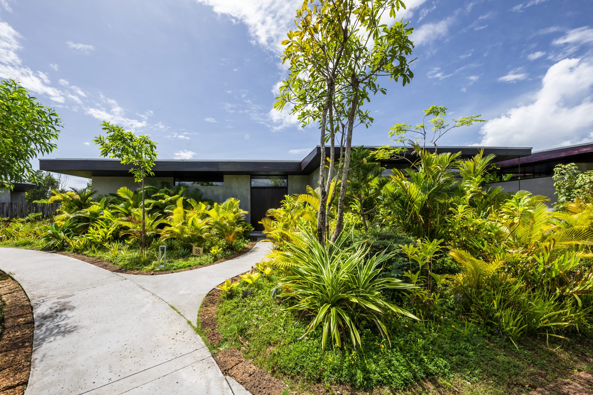 Amber Kampot: A Cambodia's Shoreline Luxury Resort / Living ASEAN