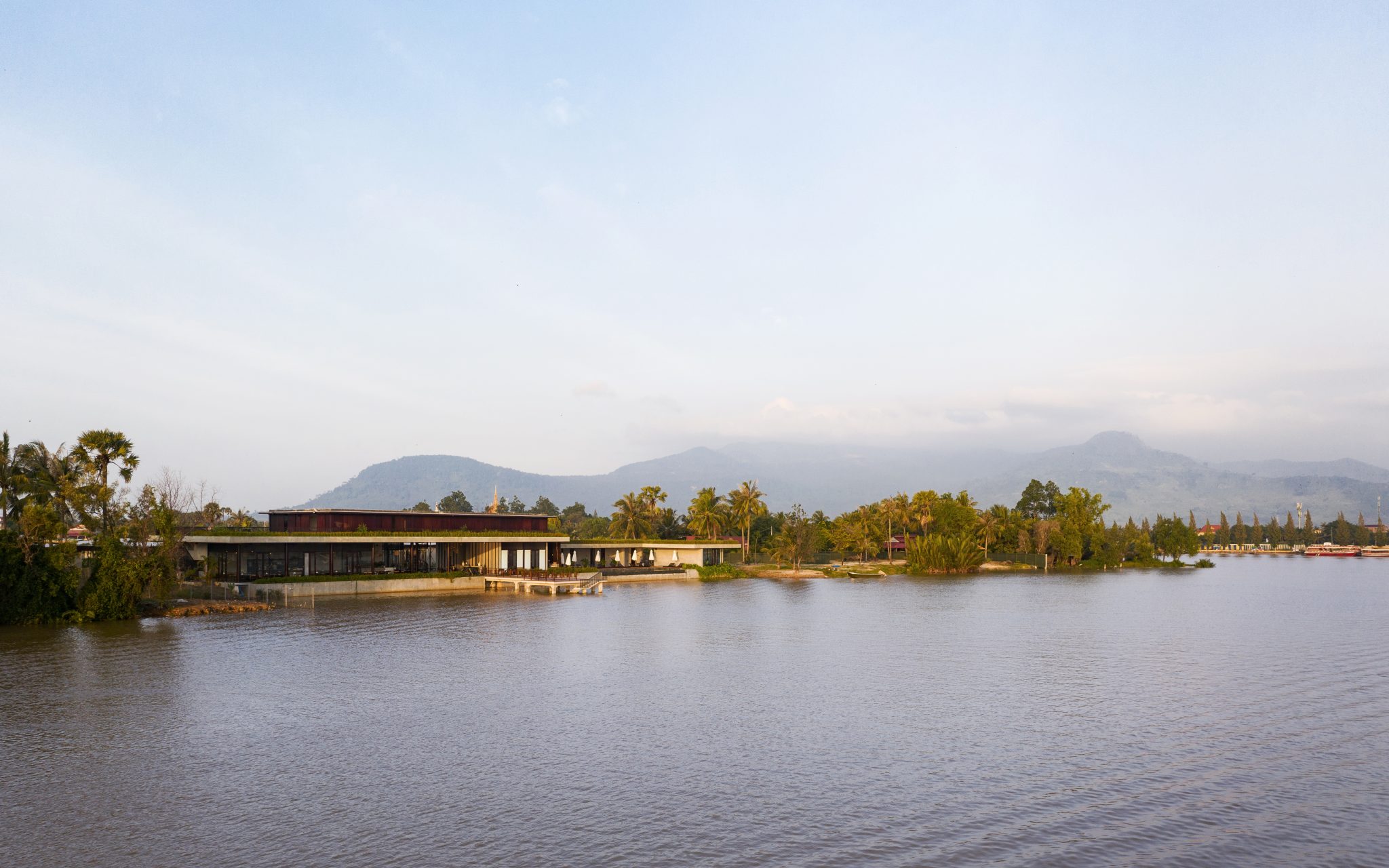Amber Kampot: A Cambodia's Shoreline Luxury Resort / Living ASEAN