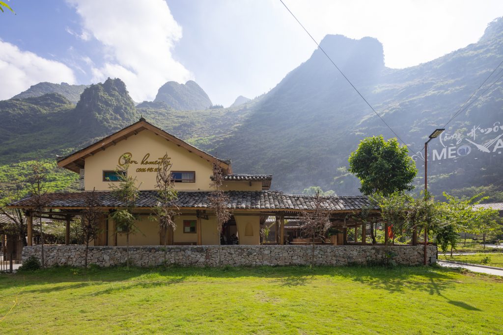 Pavi Homestay: Renovated Homestay Boasts Originality and Charm / Living ...