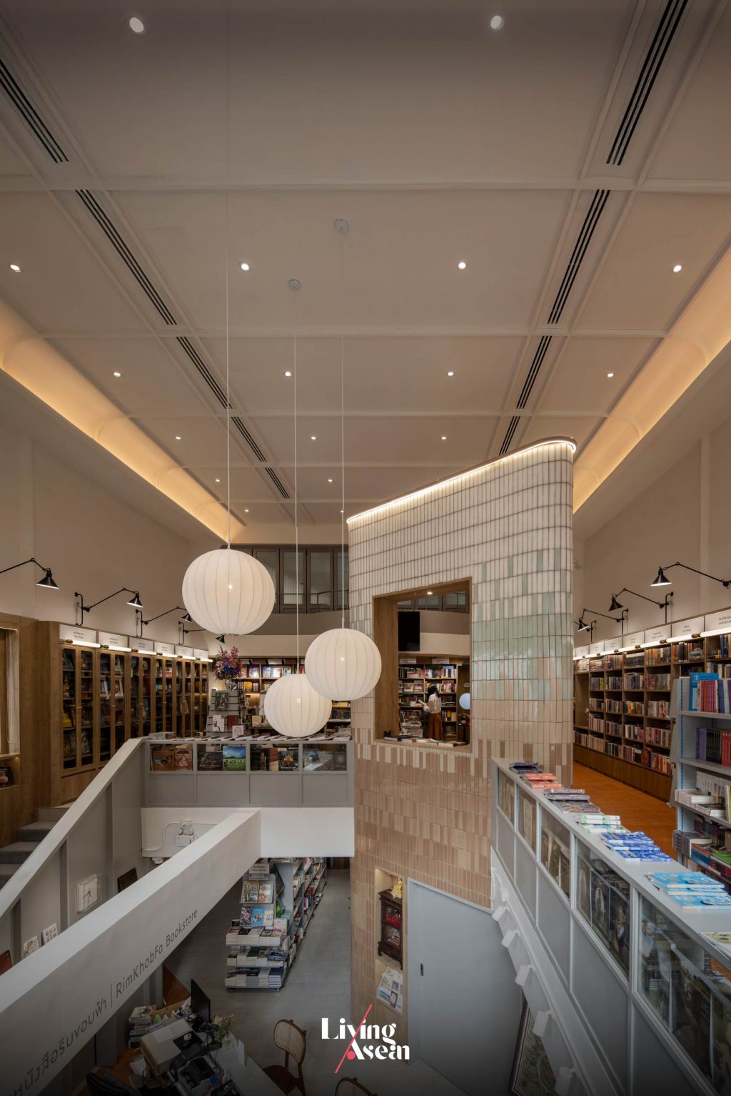 Rimkhobfa Bookstore: Bookstore Café Renovation / Living ASEAN