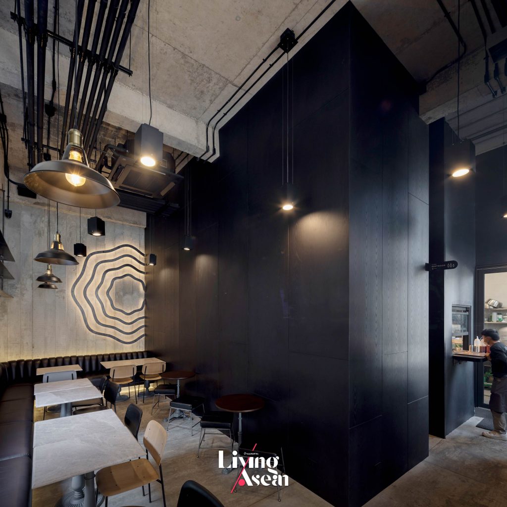 Patchworks: A Dessert Café in Brutalist Architectural Style / Living ASEAN
