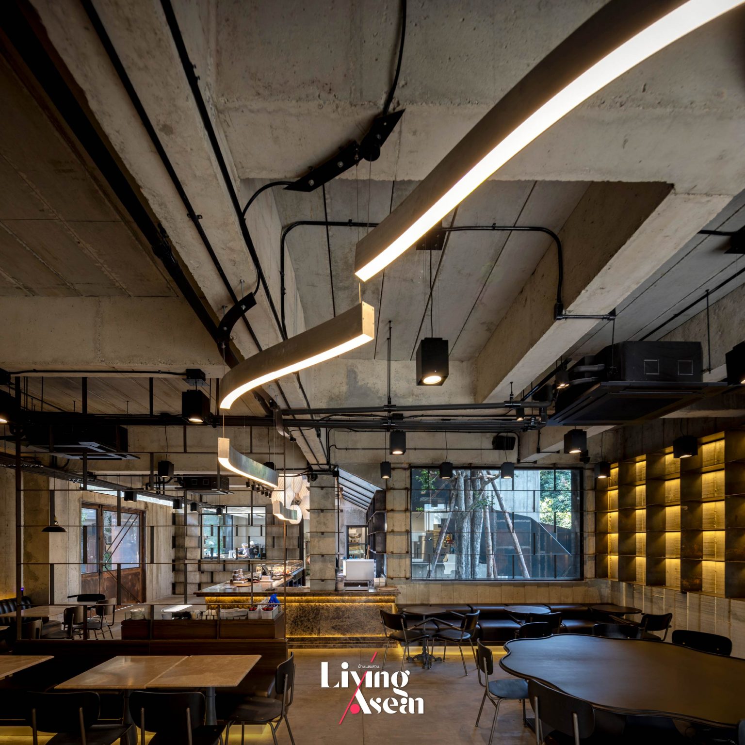 Patchworks: A Dessert Café in Brutalist Architectural Style / Living ASEAN