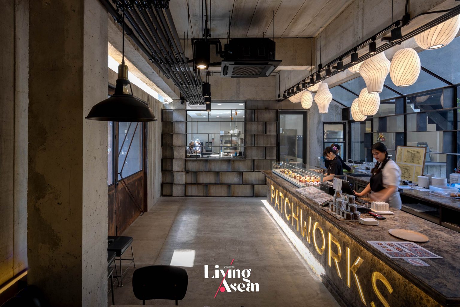 Patchworks: A Dessert Café in Brutalist Architectural Style / Living ASEAN